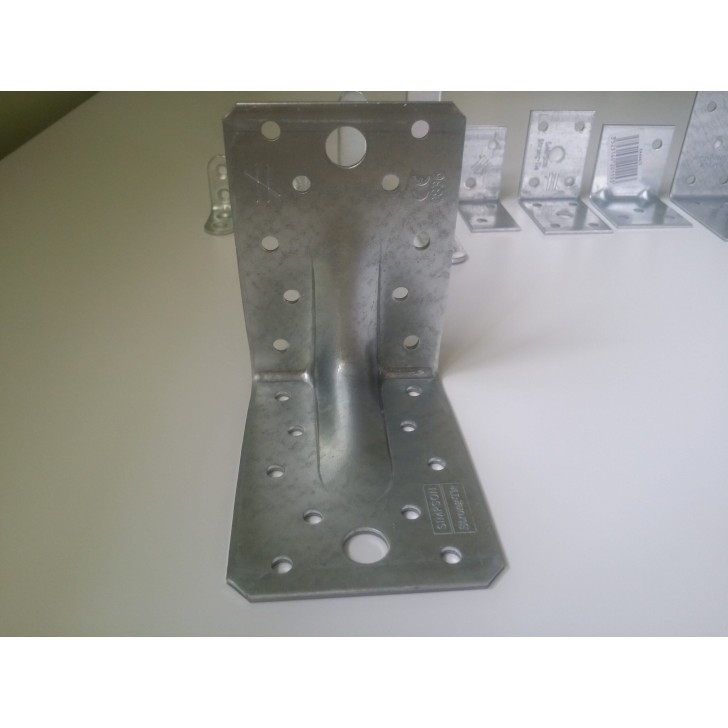 Simpson Strong Tie Reinforced Angle Bracket AB90